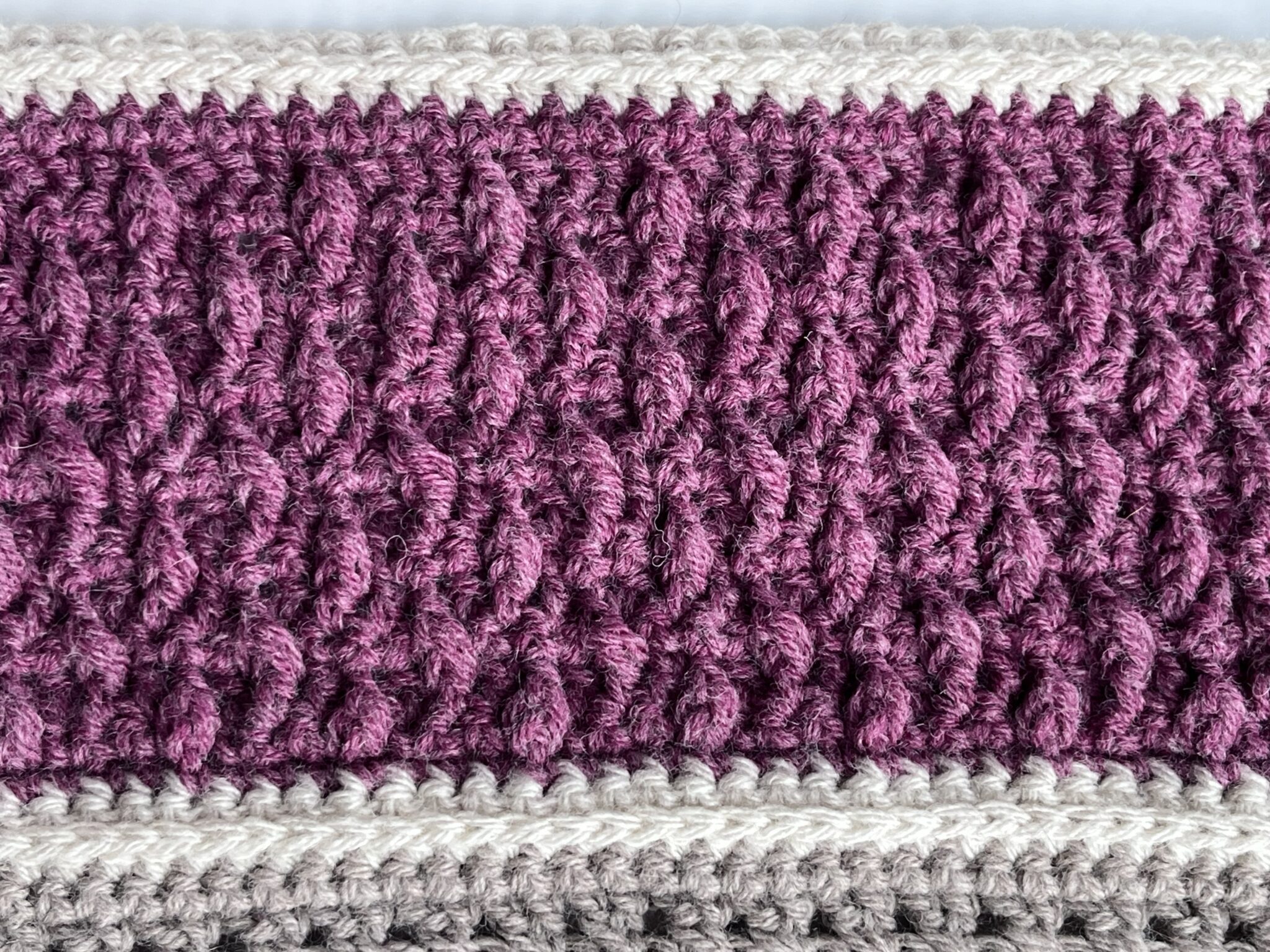 Learn How to Work the Falling Leaves Crochet Stitch Pattern ...