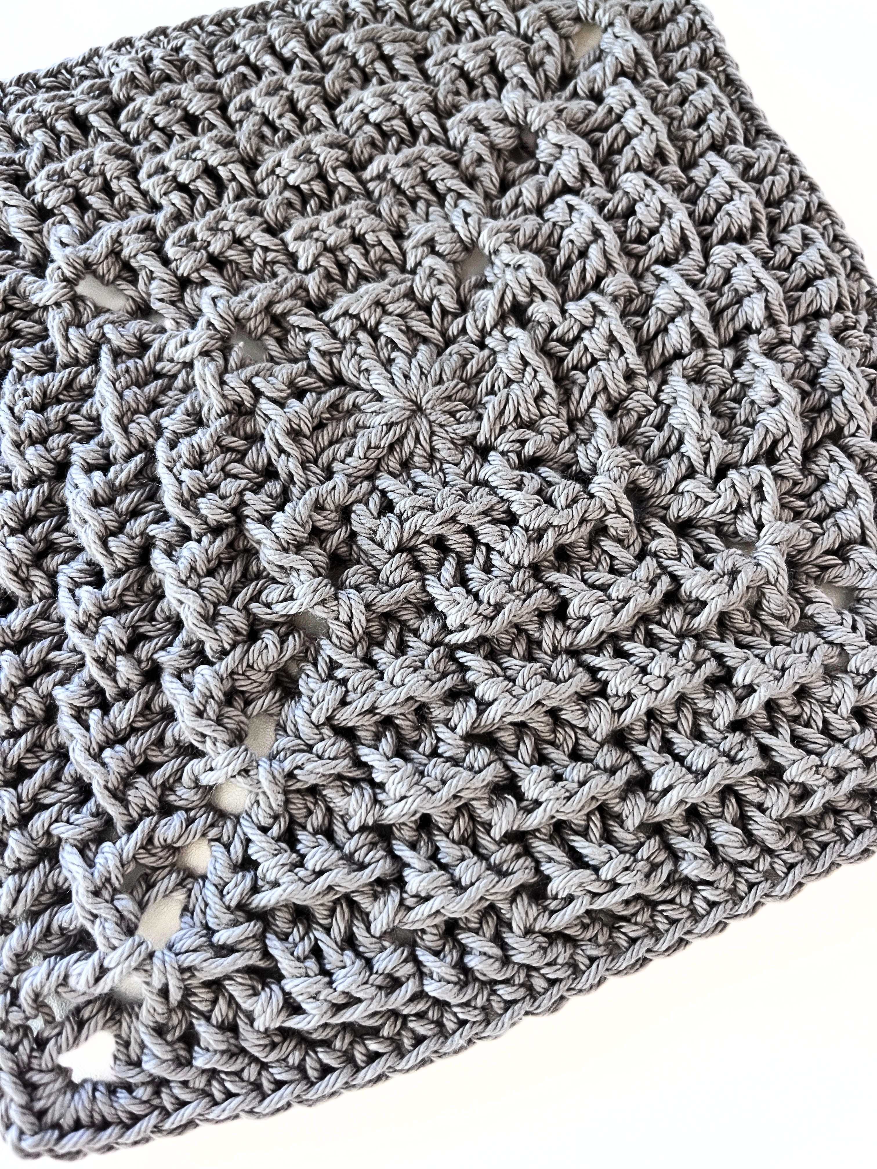 Post Stitch Textured Granny Square - Free Blanket Square Crochet ...